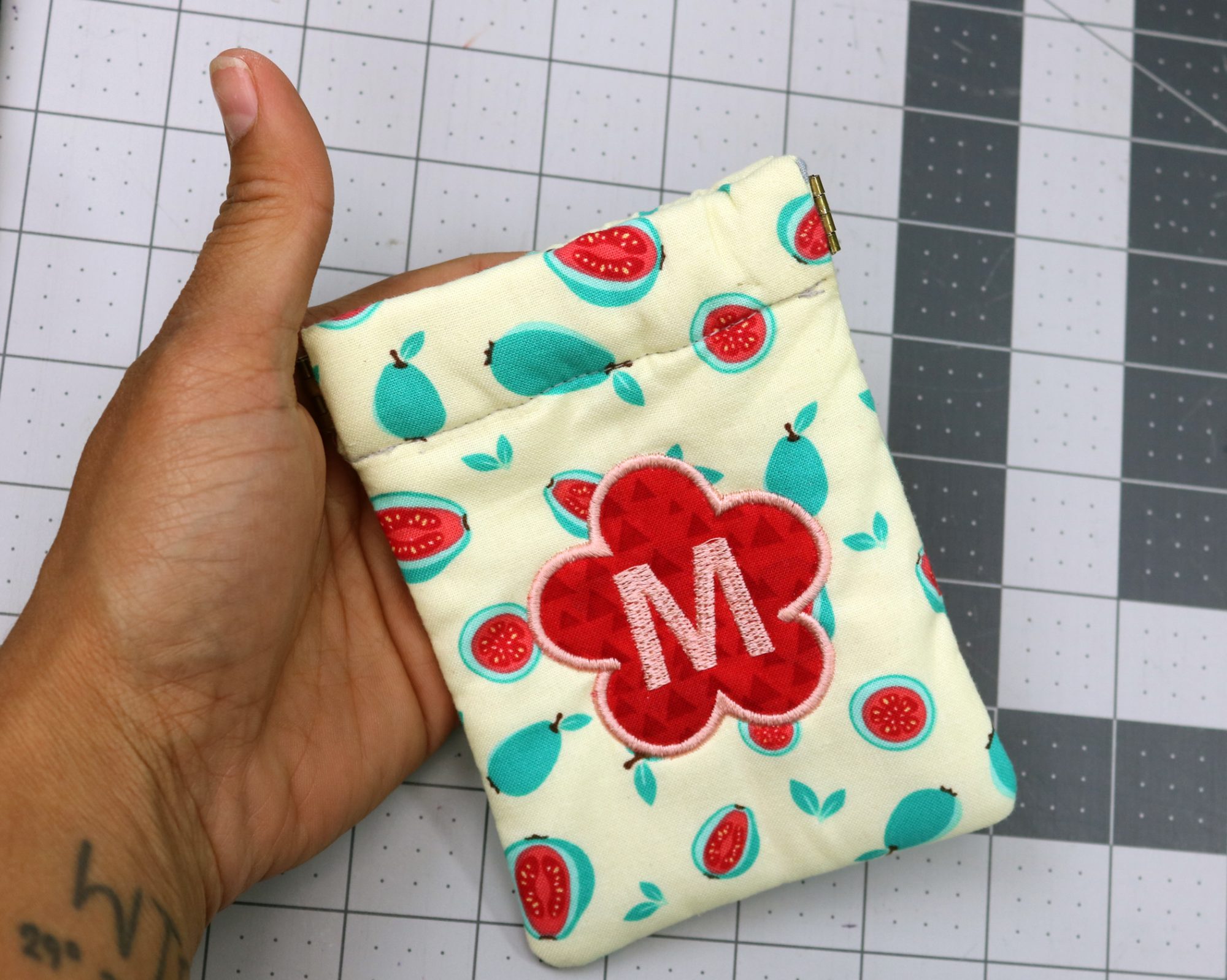 Pop Out Pouch Video Tutorial - Crafty Gemini