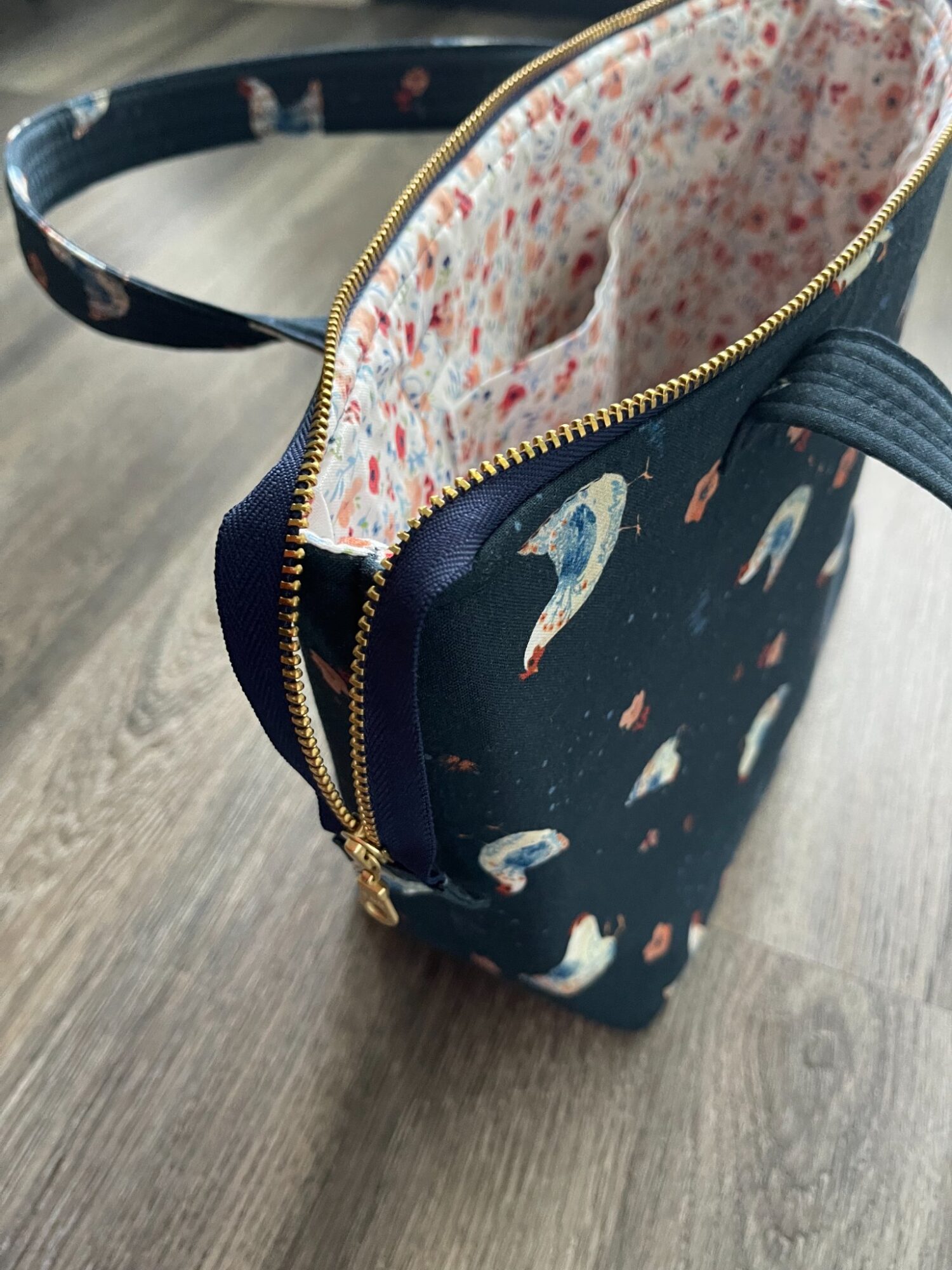 Sunday Tote Bag Video Course - Crafty Gemini