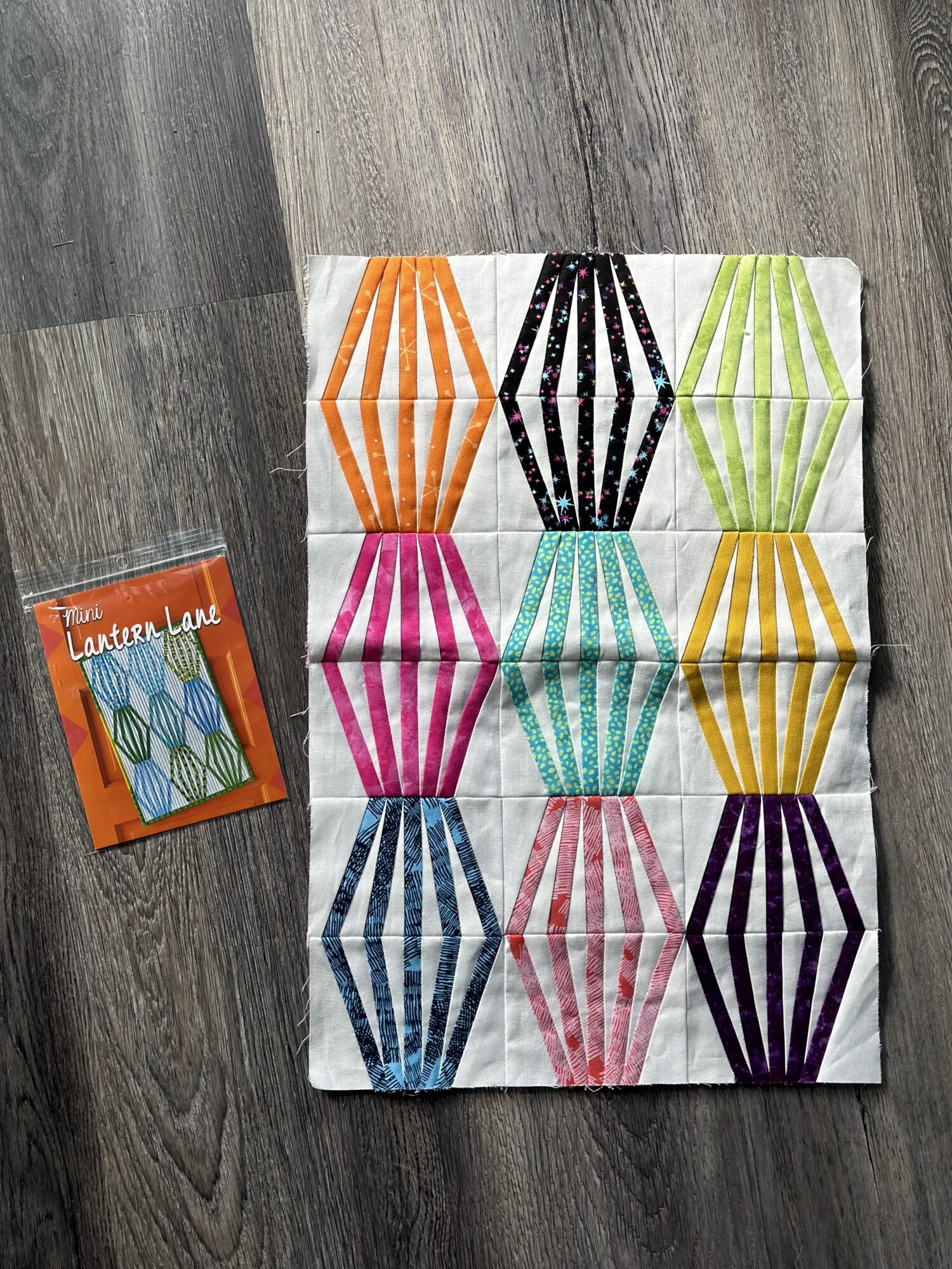 Mini Lantern Lane Quilt Pattern - Crafty Gemini