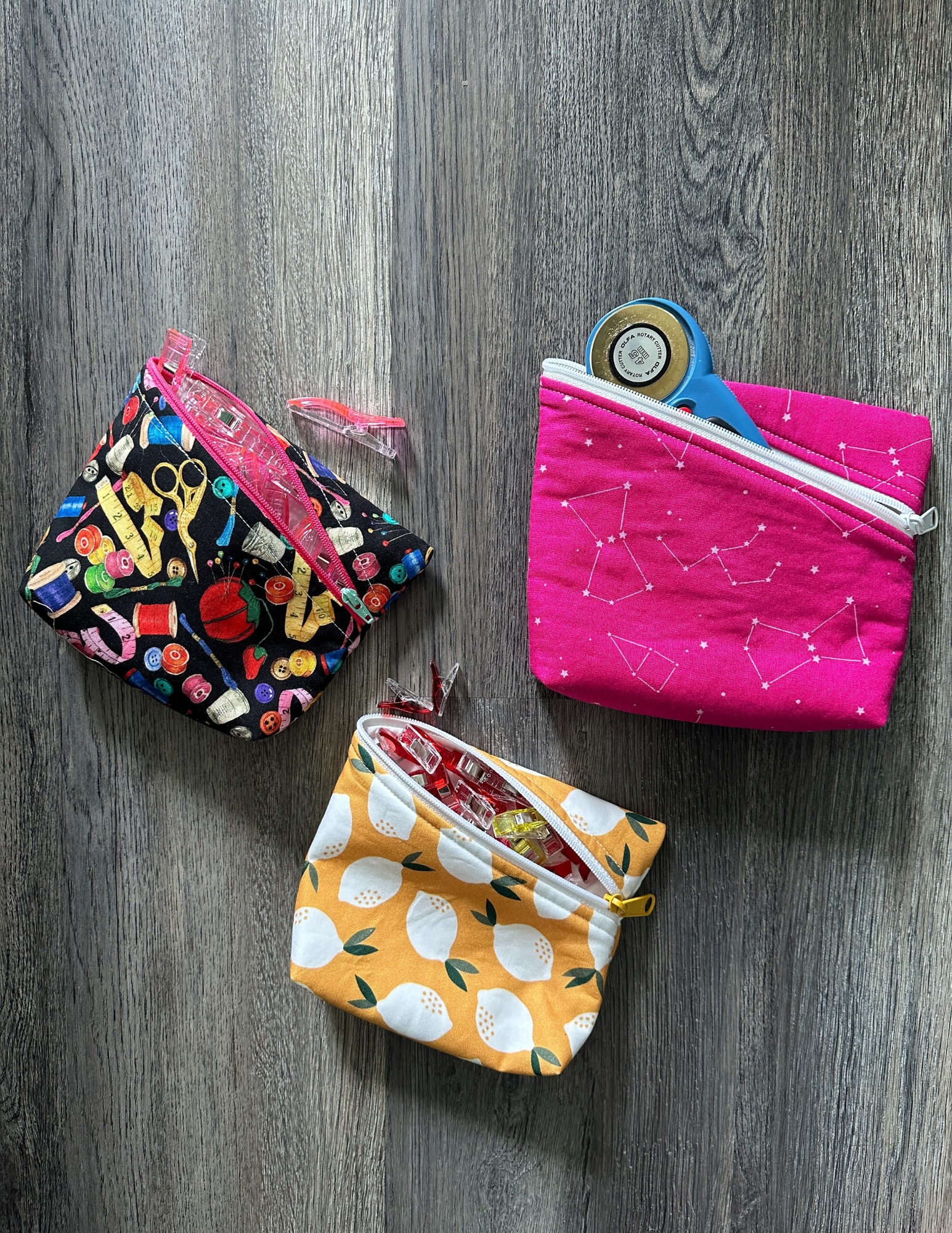 Slanted Zipper Pouch Video Course - Crafty Gemini